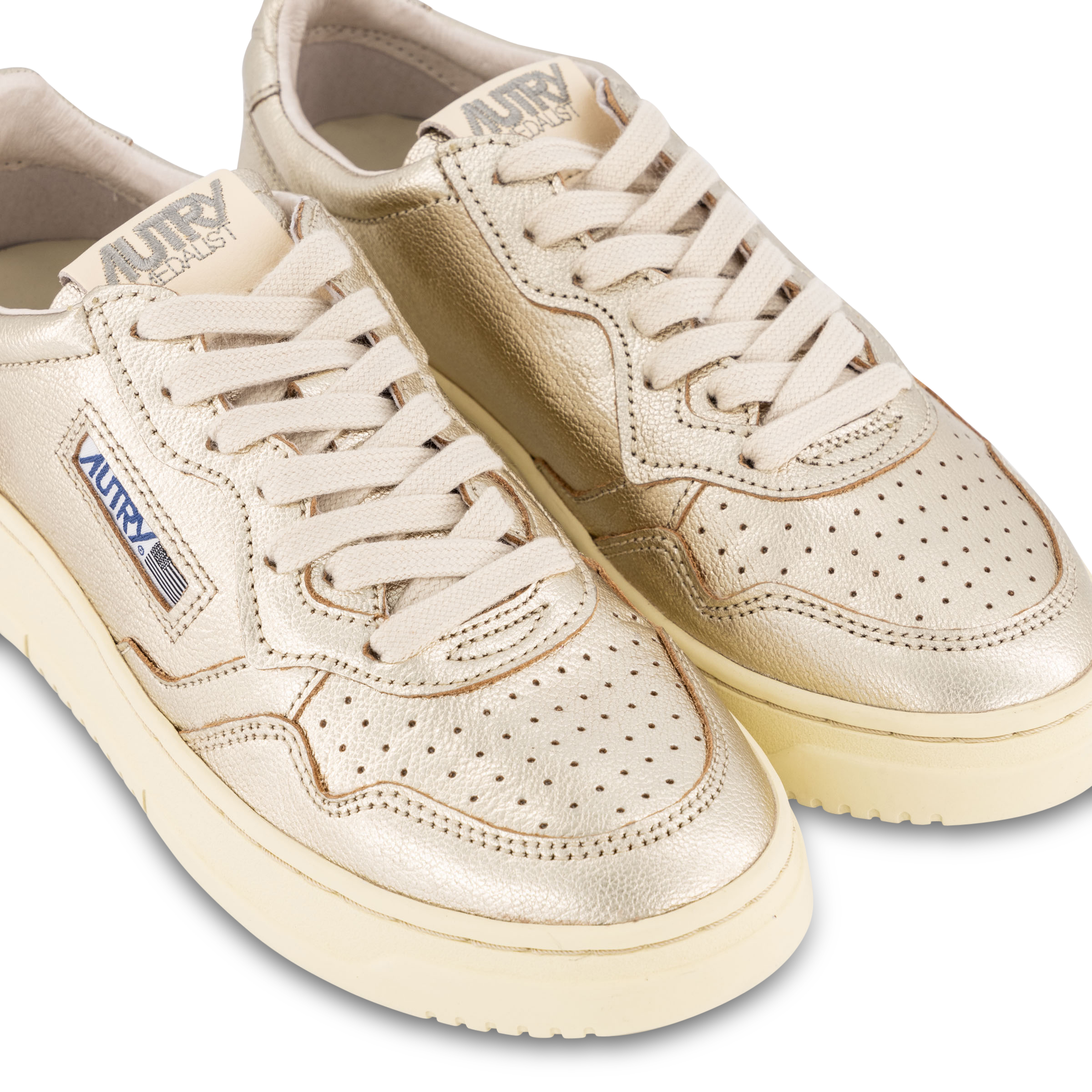 Autry Medalist Womens Platinum | Hype DC